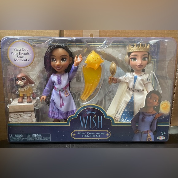 Disney | Toys | New Disney Wish Asha Queen Amaya Petite Gift Set | Poshmark